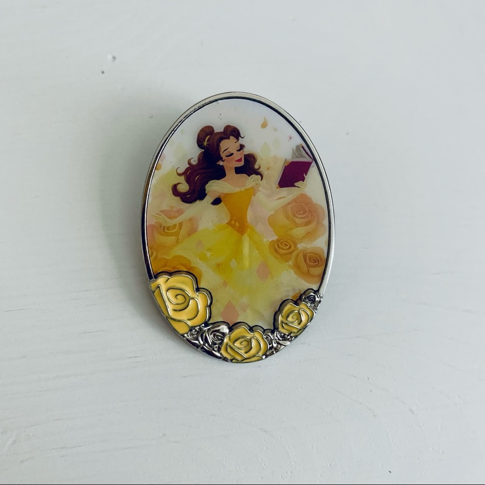 Disneyland Paris Princess Belle Fleur Pin - Gem